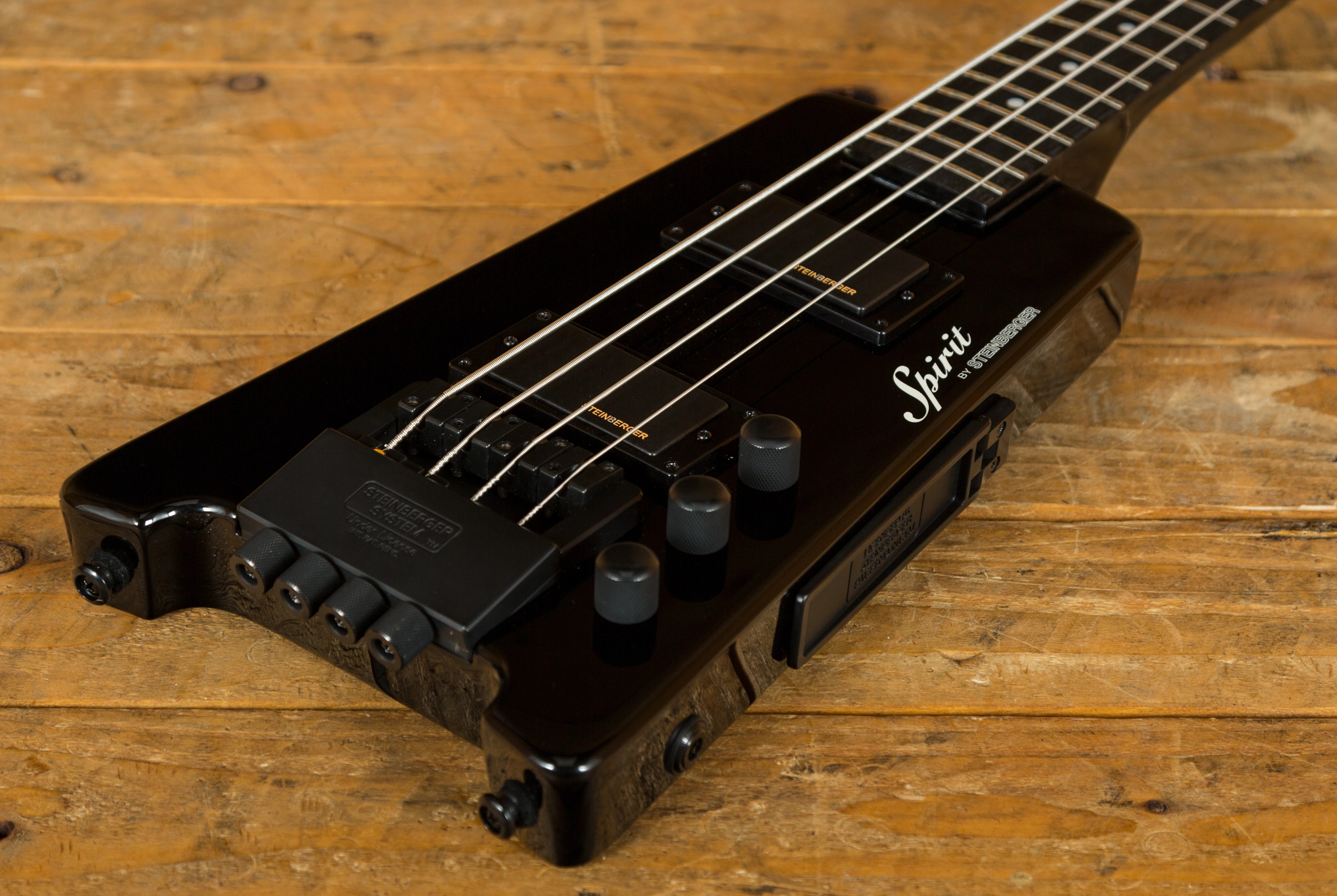 Steinberger Spirit XT-2 Standard Bass with GigBag - Peach Guitars