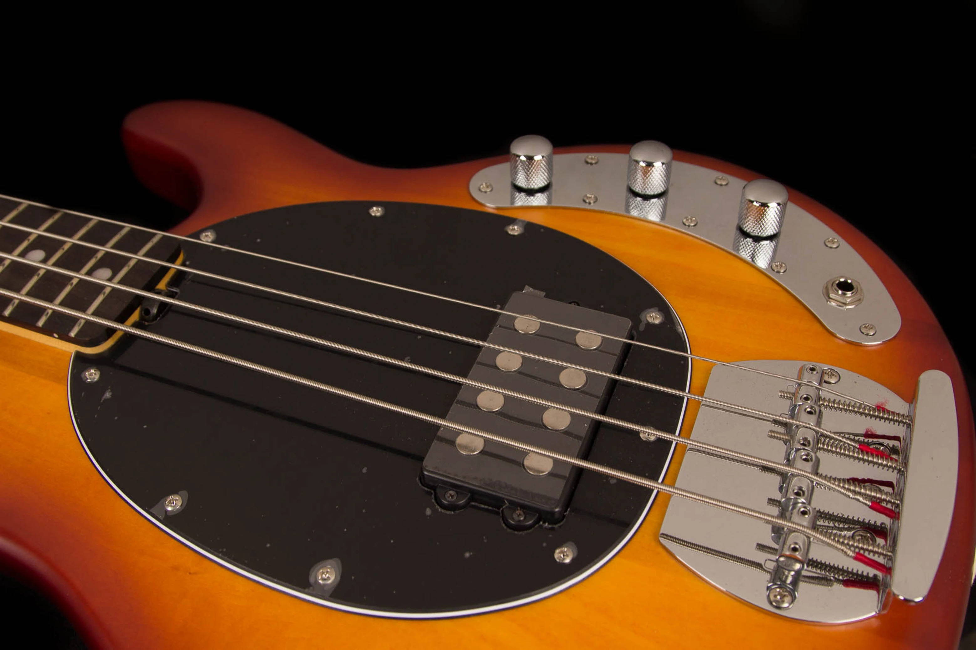 Music Man Sterling Sub Ray 4 Bass Honey - Peach Guitars