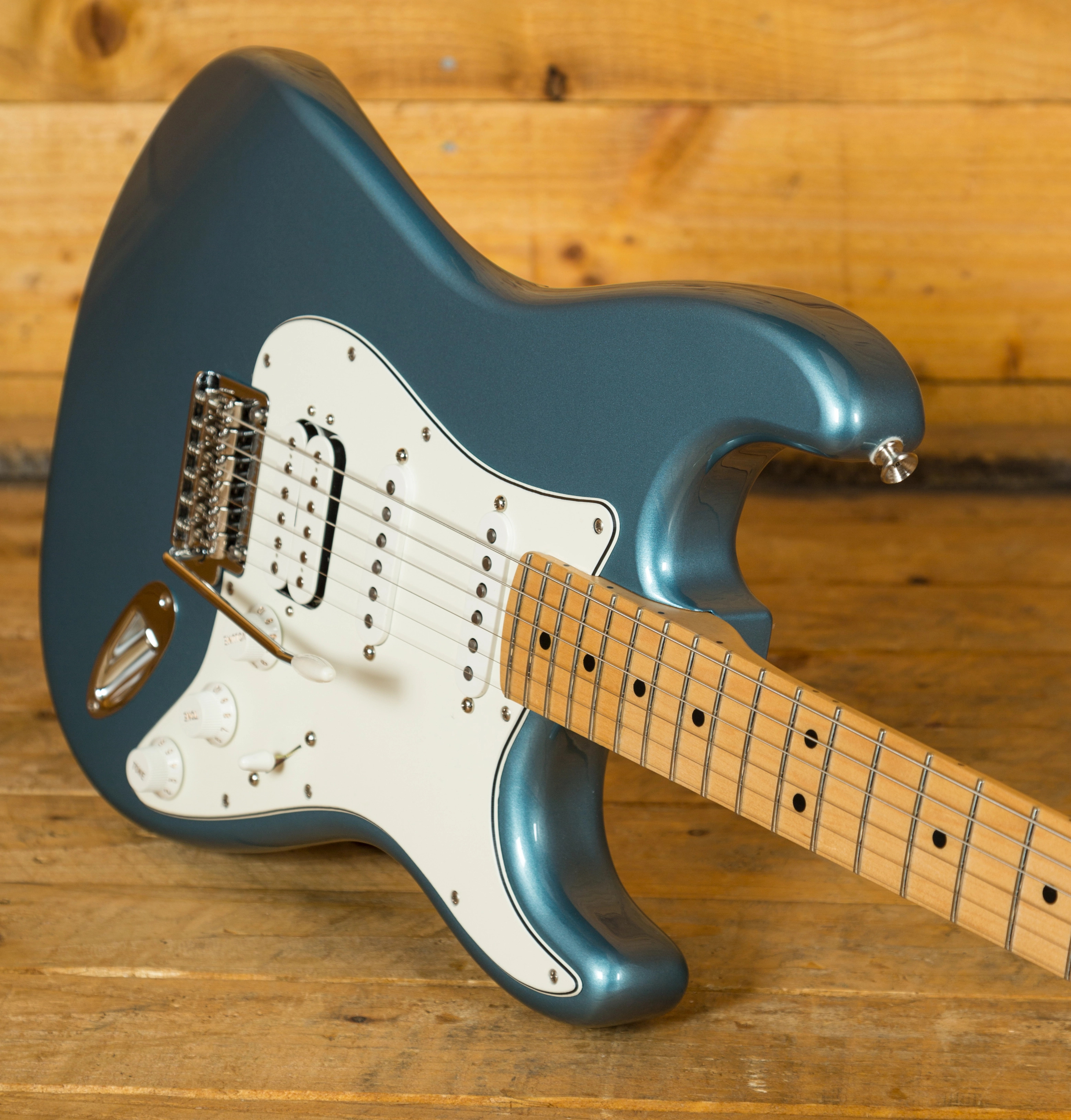 Fender Player Series Strat HSS Maple Neck Tide Pool Blue - Peach Guitars